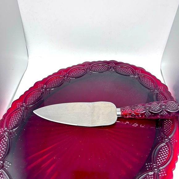 Avon | Dining | 876 Avon Cape Cod Serving Dish And Serving Spatula ...